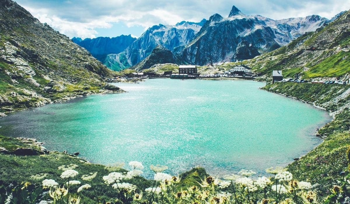 29 Lake Quotes That Will Help You To Enjoy The Stillness