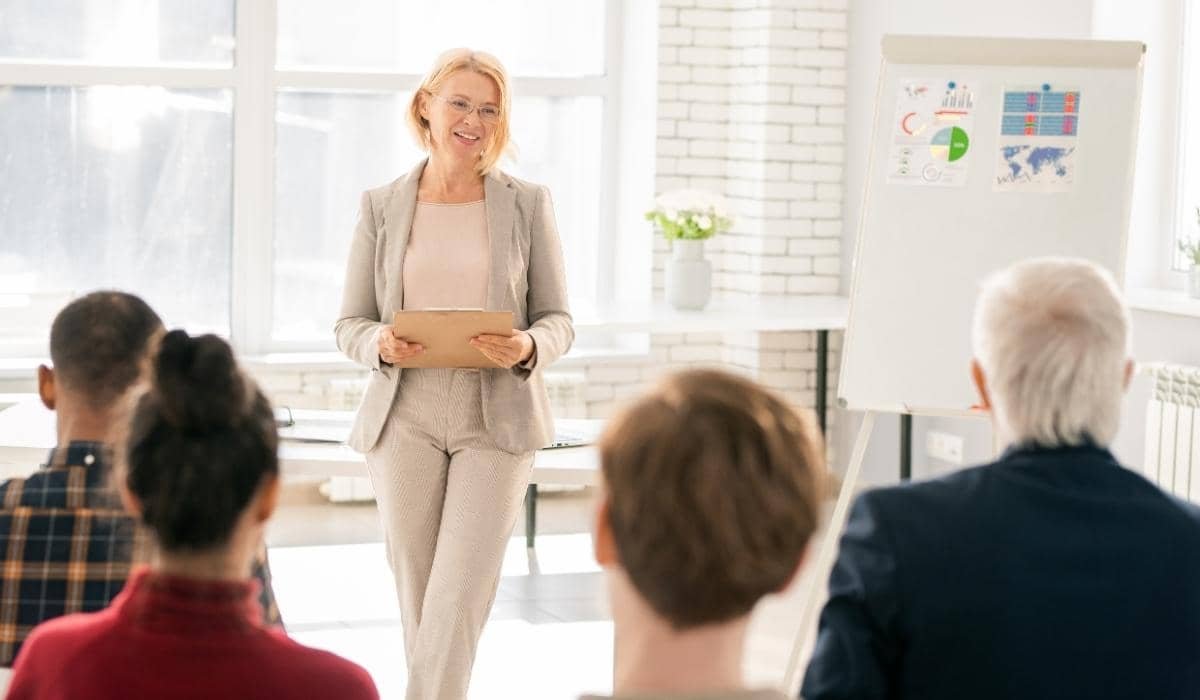 37 Inspirational Training Quotes To Achieve Success (2024)