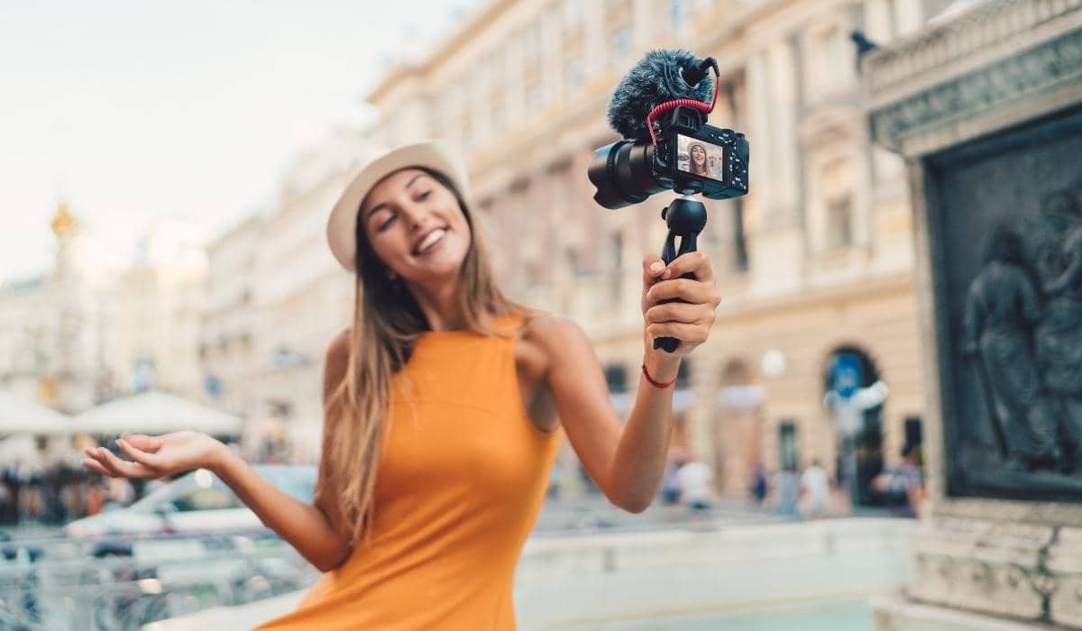 275+ Youtube Channel Names for Vlogs