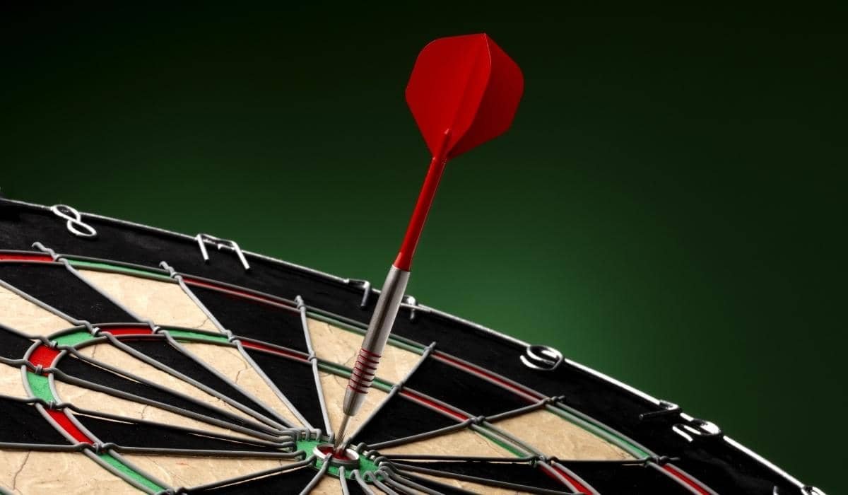 163 Dart Team Names Ideas (Cool, Funny, Unique & Badass)