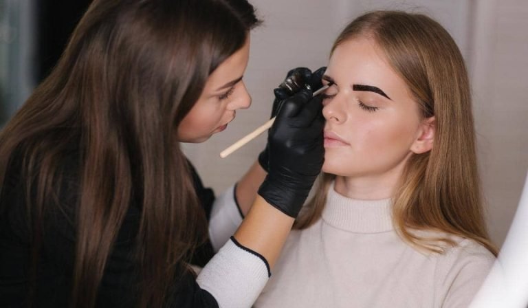 230+ Eyebrow Business Names That Will Boost Your Profit