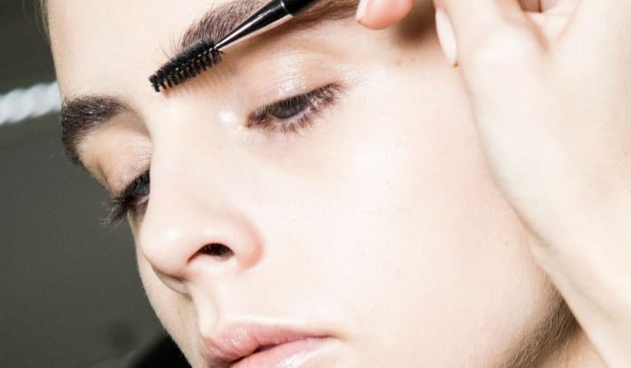 230+ Eyebrow Business Names That Will Boost Your Profit