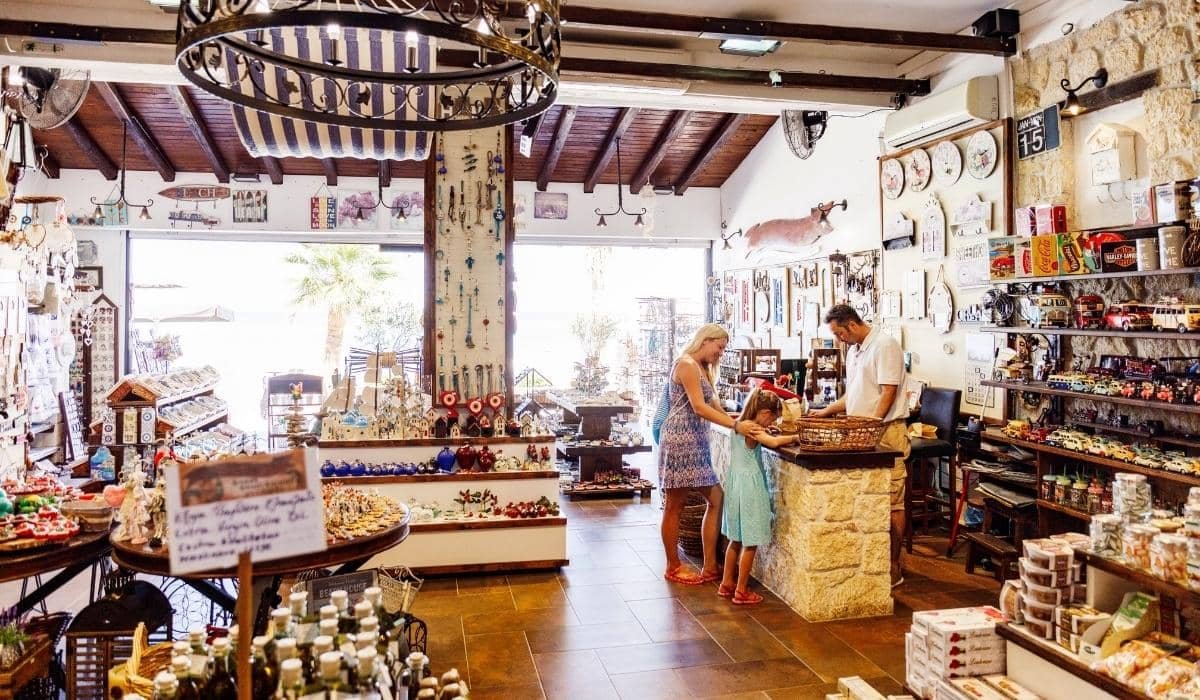 269 Gift Shop Name Ideas to Grow Your Business