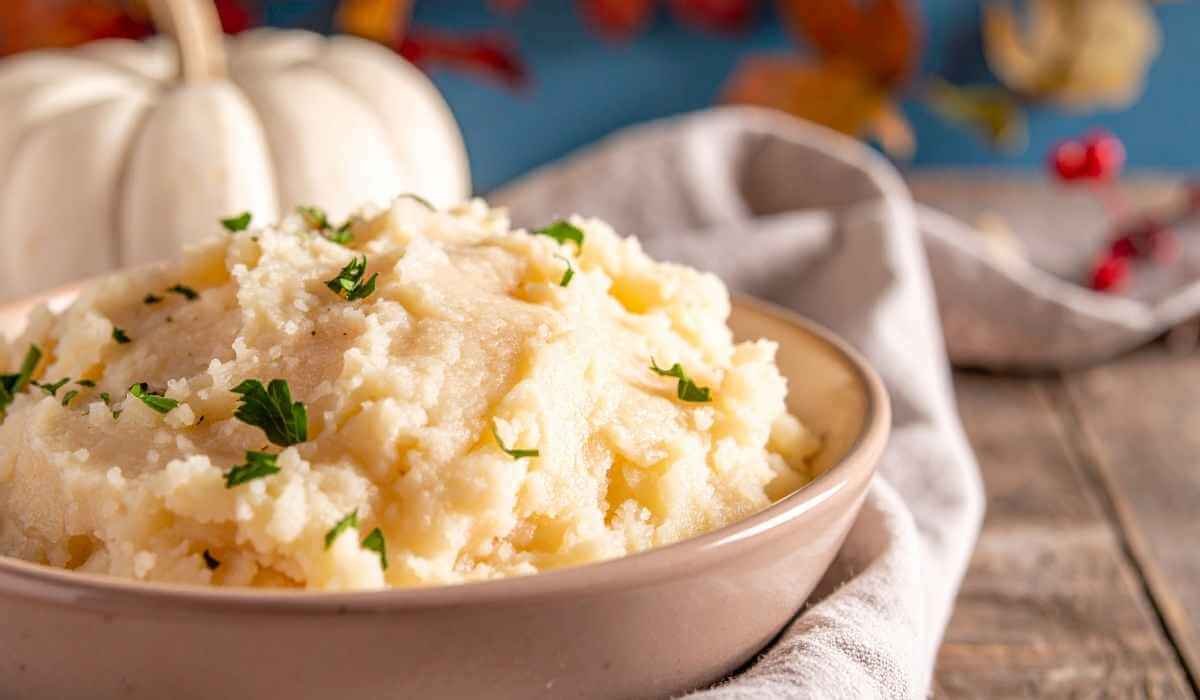 143 Catchy Mashed Potato Captions for Instagram